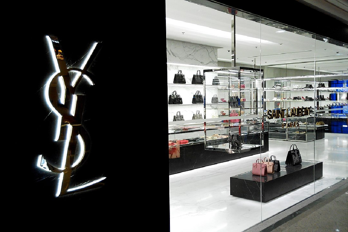 Authenticate Saint Laurent / YSL Clothing Clothing - Authentication ...